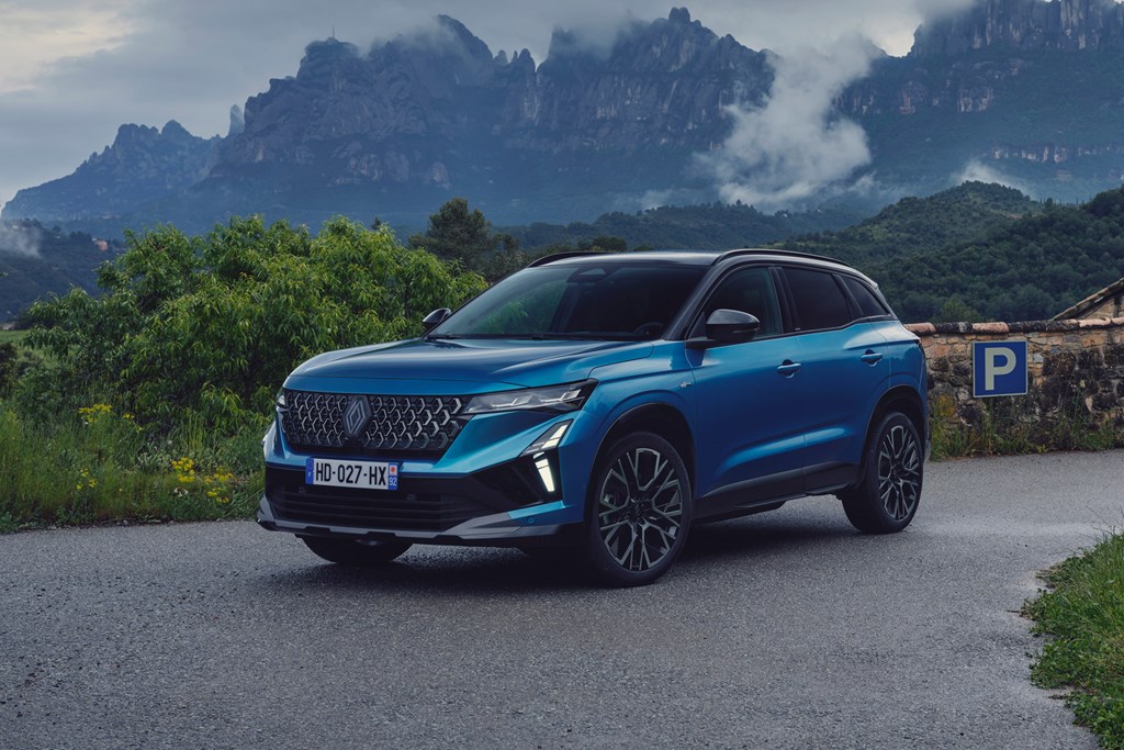 Renault Austral (2025) boot space & practicality