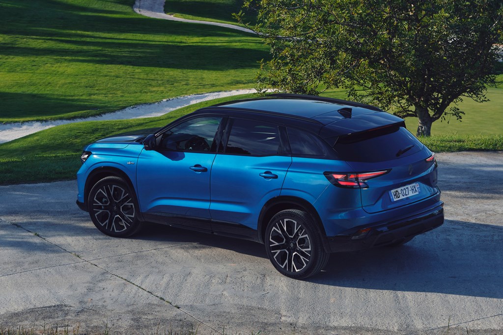 Renault Austral (2025) boot space & practicality