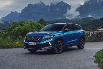 Renault Austral (2025) boot space & practicality