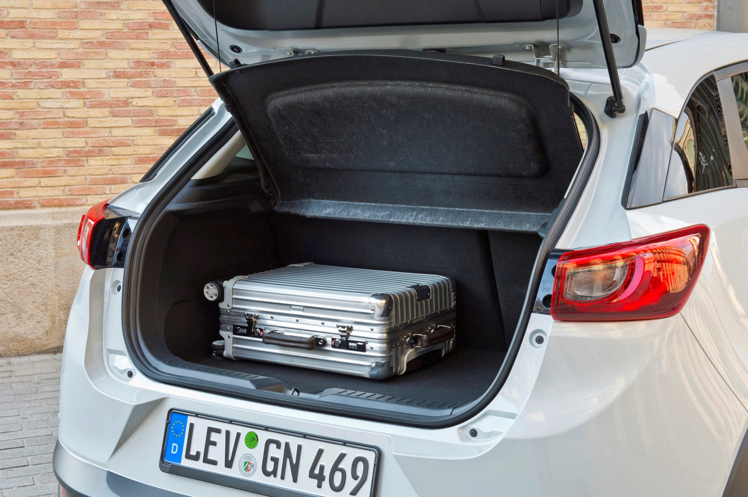 Used Mazda CX-3 4x4 (2015 - 2020) boot space & practicality