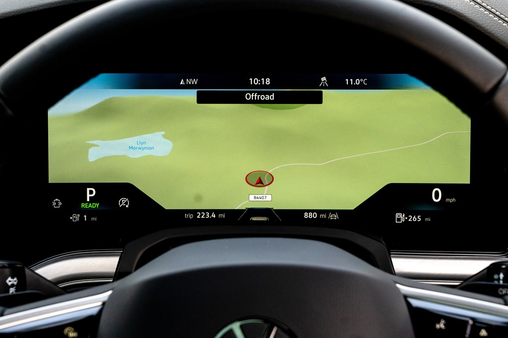 Volkswagen Touareg (2024) boot space & practicality