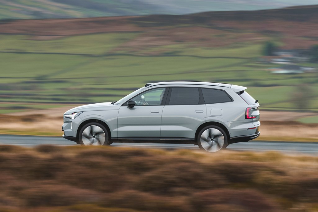 Volvo EX90 Review (2025)