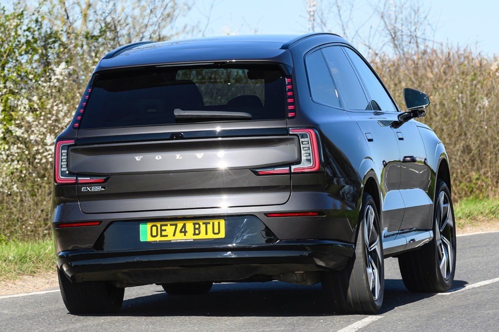 Volvo EX90 Review (2025)