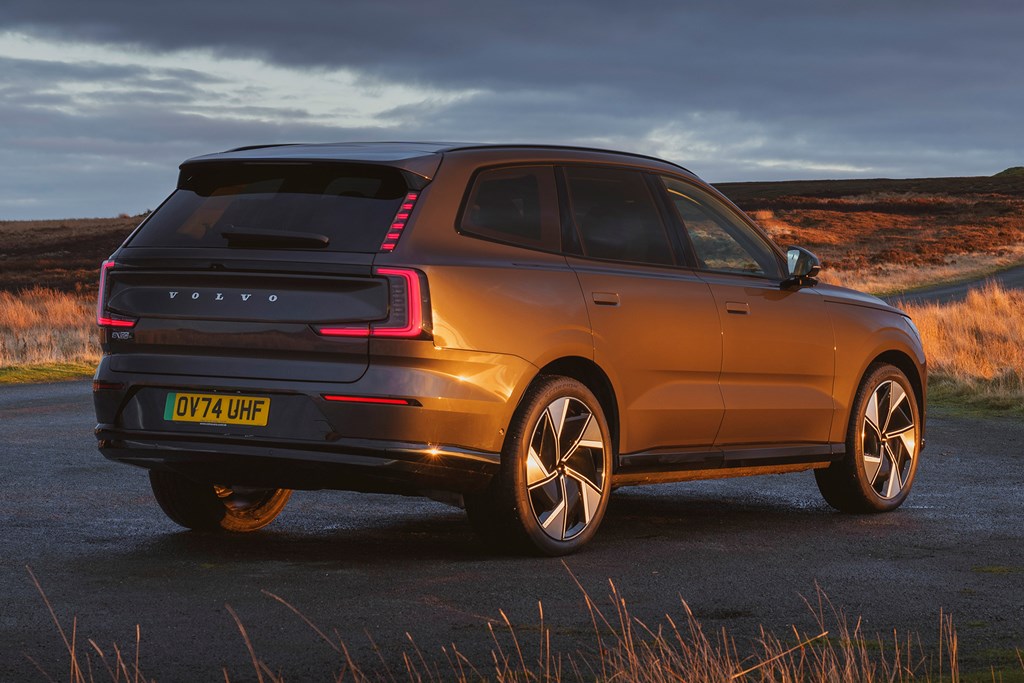 Volvo EX90 Review (2025)