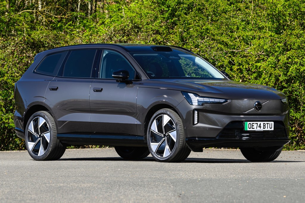 Volvo EX90 Review (2025)