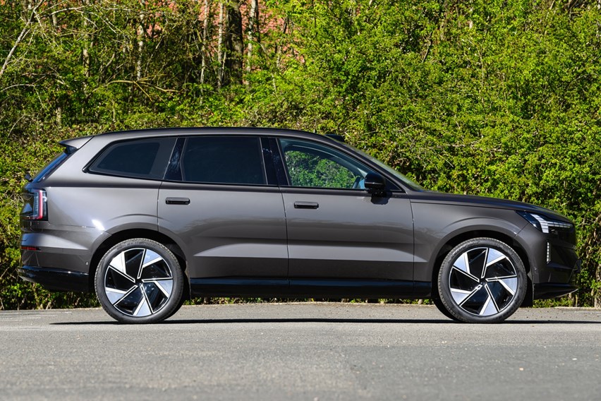 Volvo EX90 Review (2025)