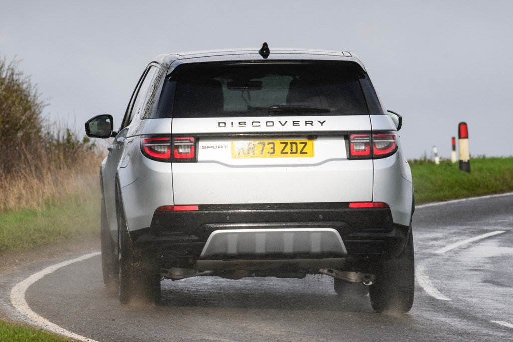 Land Rover Discovery Sport (2025) boot space & practicality
