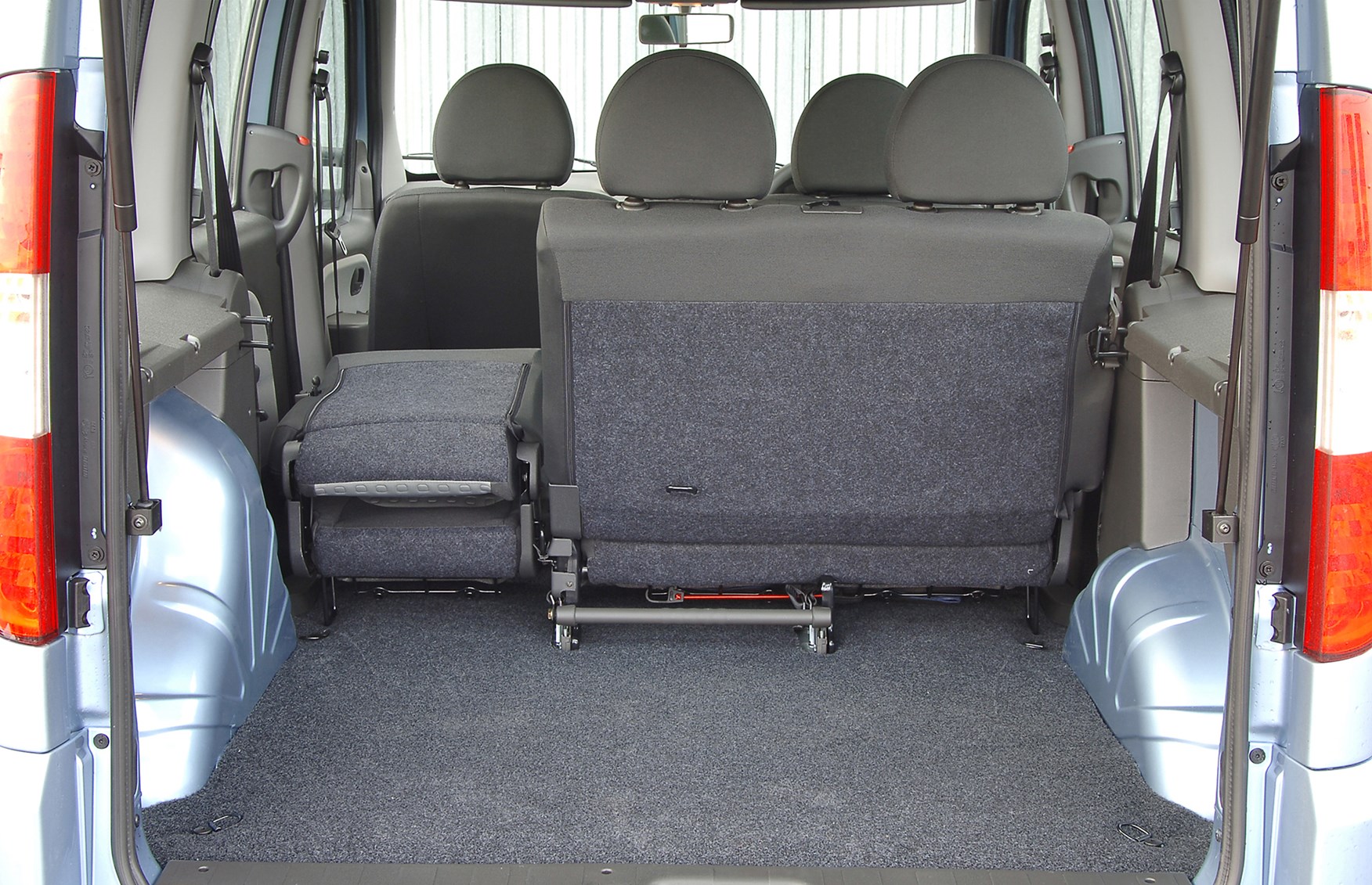 Used Fiat Doblo Estate (2001 - 2010) boot space & practicality