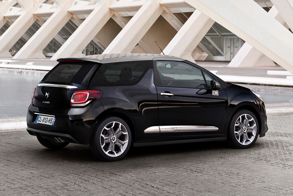 Used Citroën DS3 Cabrio (2013 - 2015) boot space & practicality