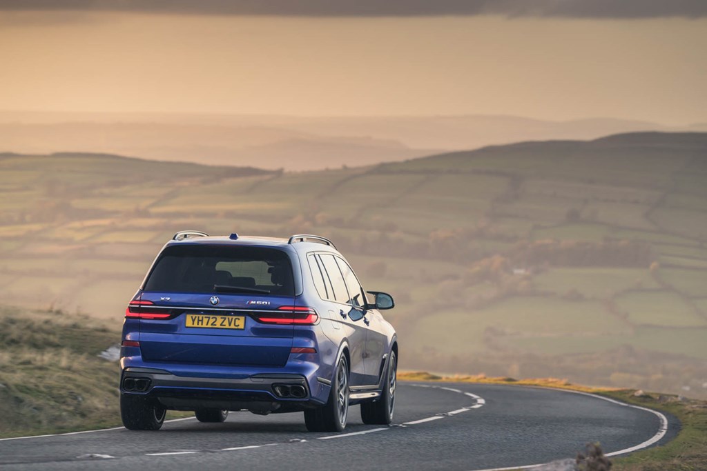 BMW X7 (2025) boot space & practicality