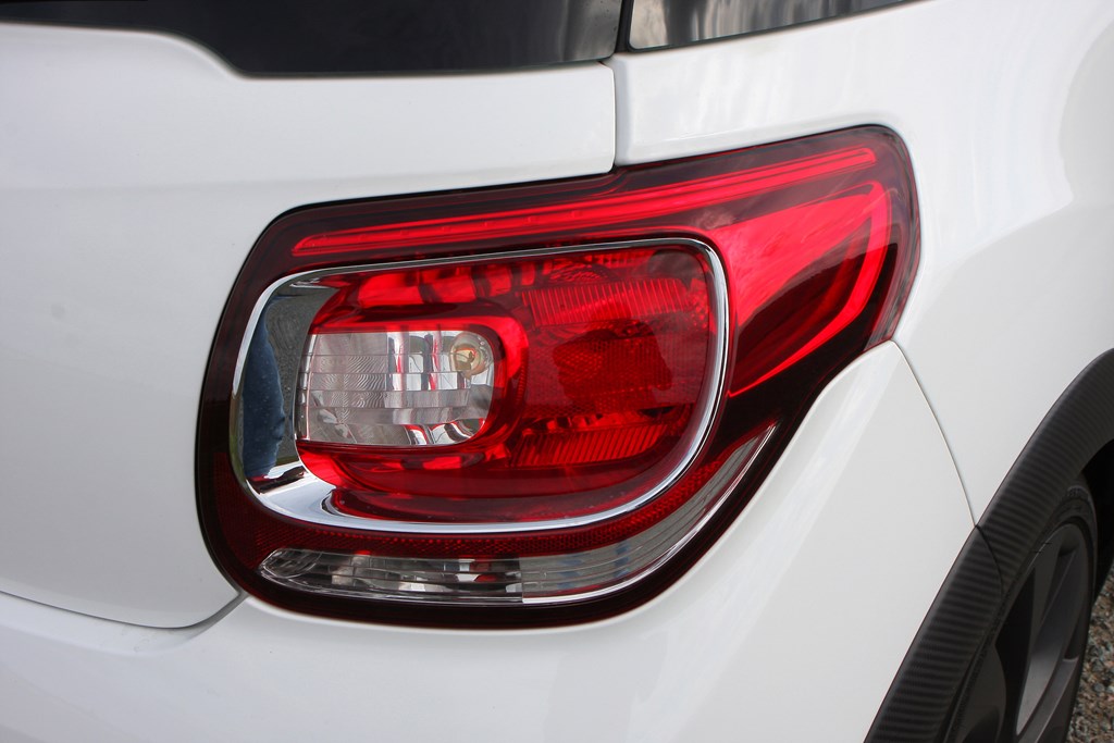 Used Citroën DS3 Racing (2011 - 2011) boot space & practicality
