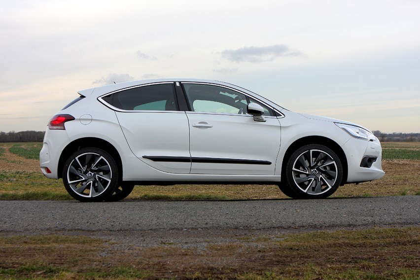 Used Citroën DS4 Hatchback (2011 - 2015) boot space & practicality