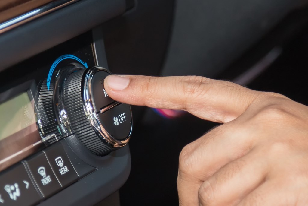 How to demist your car windows quickly