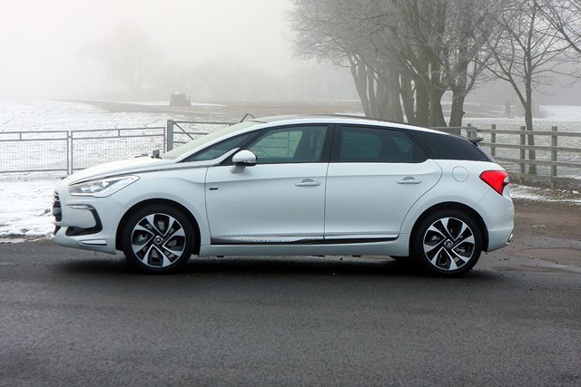 Used Citroën DS5 Hatchback (2012 - 2015) boot space & practicality ...