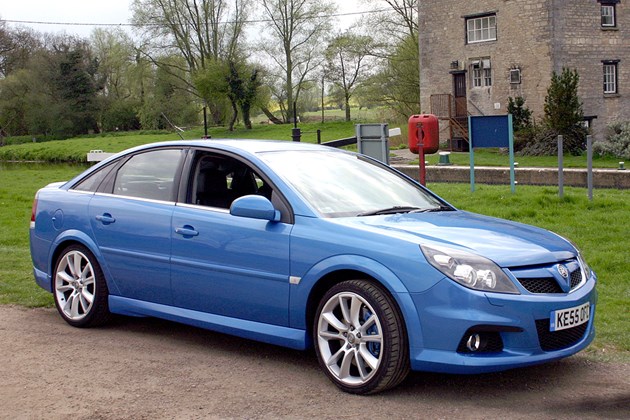 Vauxhall Vectra VXR (2005 - 2008) specs & dimensions | Parkers