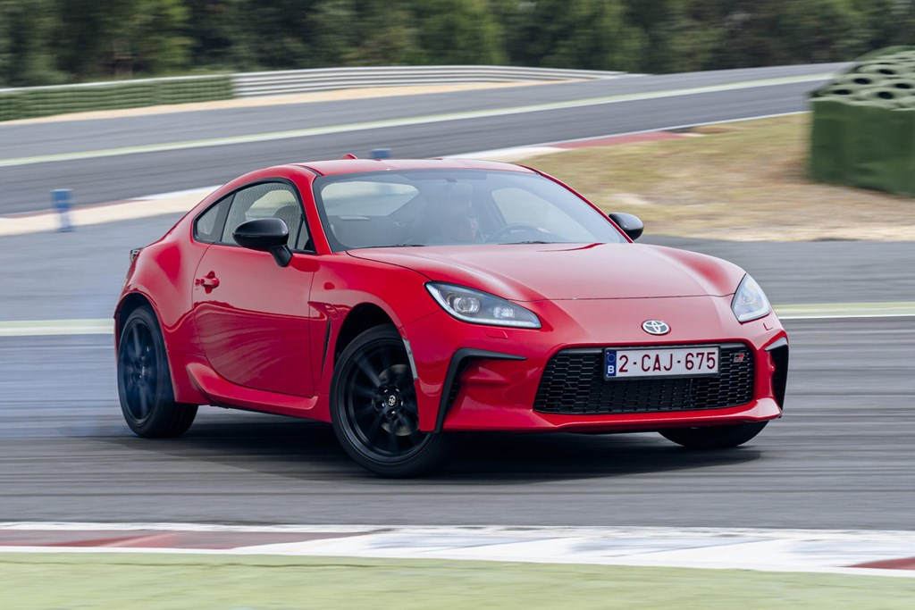 Toyota GR86 (2024) engines & performance