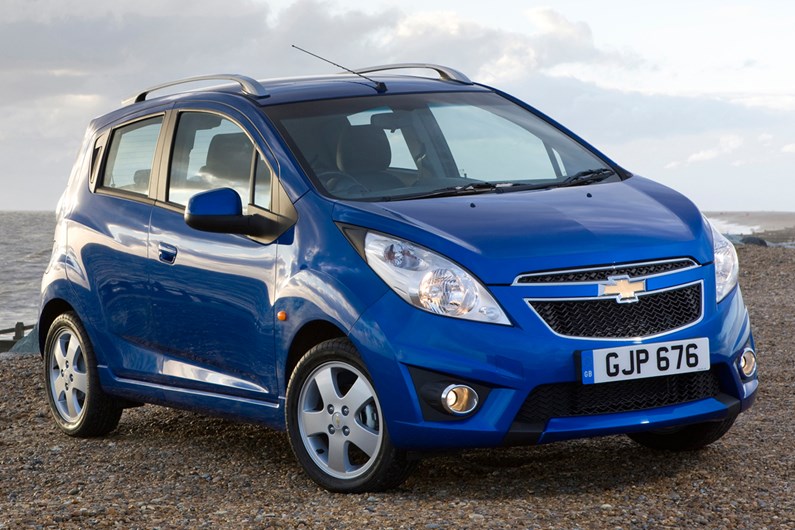 Chevrolet Spark Hatchback (2010 - 2015) specs & dimensions | Parkers