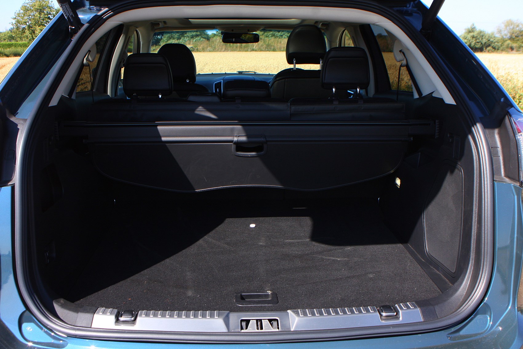 Used Ford Edge 4x4 (2015 - 2020) boot space & practicality