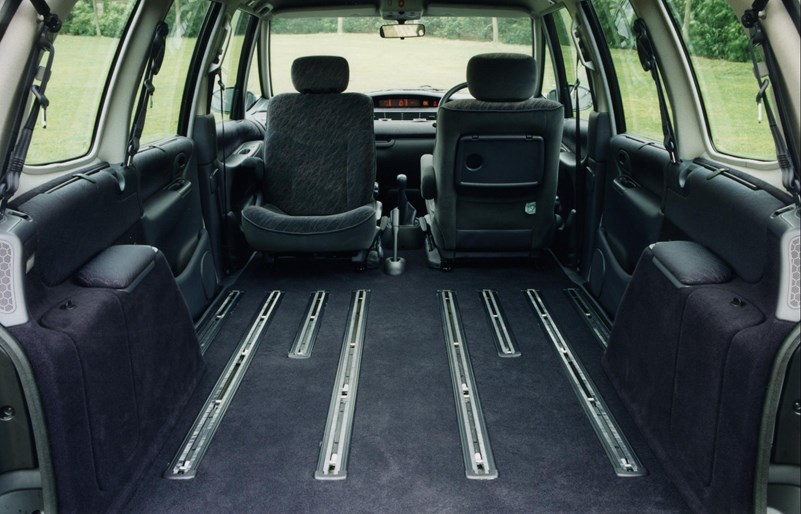 Used Renault Espace Estate (1997 - 2003) boot space & practicality
