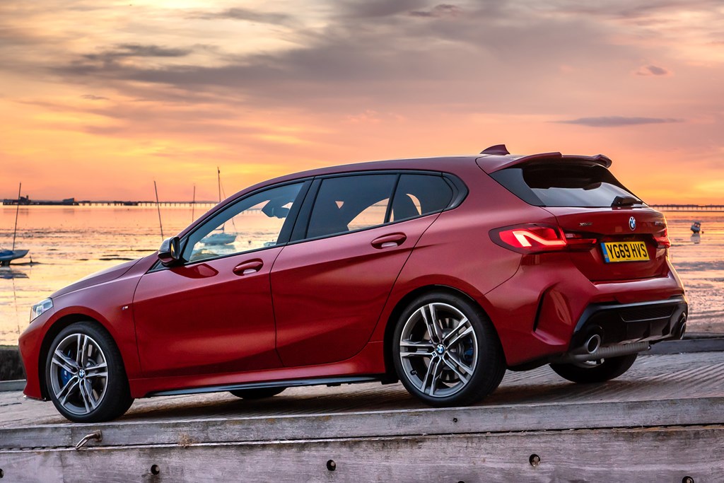 BMW M135i xDrive review: four-wheel drive, 306hp hot hatch rated | Parkers