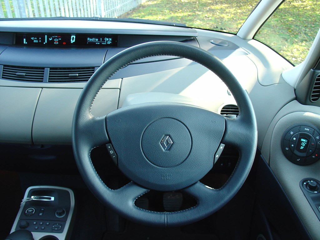 Used Renault Espace Estate (2003 - 2012) boot space & practicality