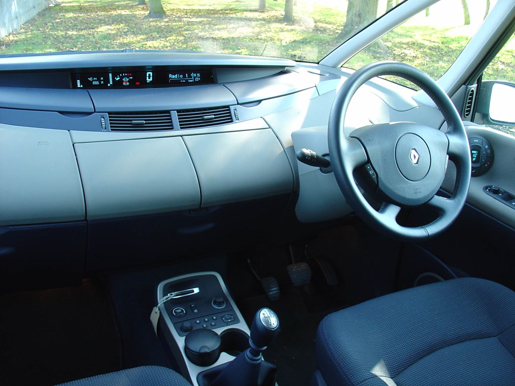 Used Renault Espace Estate (2003 - 2012) boot space & practicality