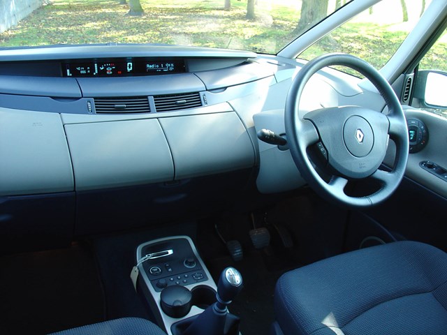 Used Renault Espace Estate (2003 - 2012) boot space & practicality
