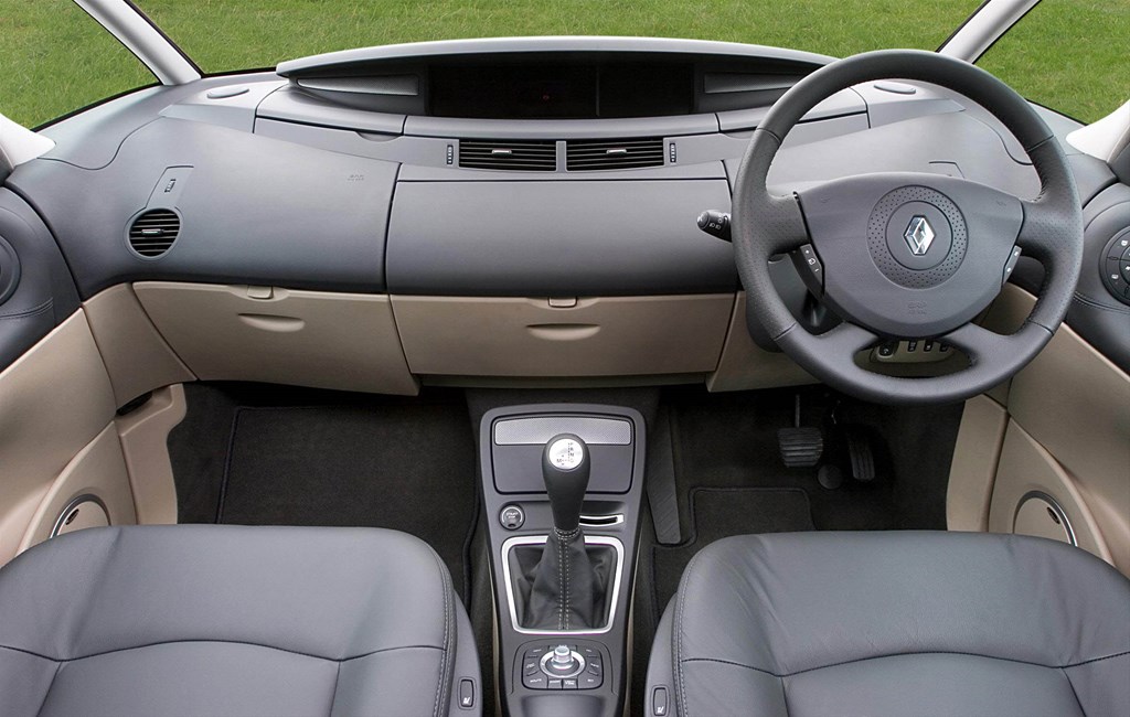 Used Renault Espace Estate (2003 - 2012) boot space & practicality