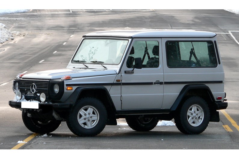 Mercedes-Benz G-Wagen Station Wagon 300 Diesel (1981 - 1995) specs ...