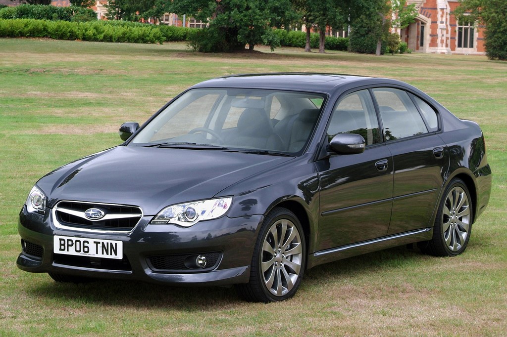 Used Subaru Legacy Saloon (2003 - 2010) boot space & practicality