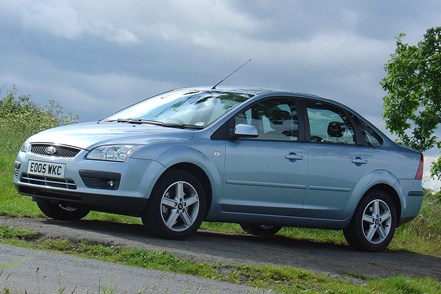Used Ford Focus Saloon (05 - 09) cars for sale