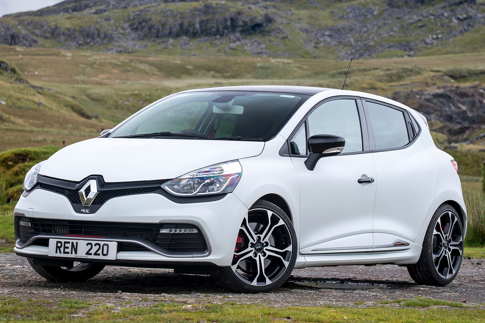 Used Renault Clio Renaultsport (2013 - 2016) Review