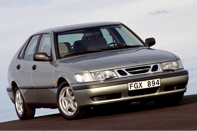 Saab 9-3 Hatchback Aero (1998 - 2002) specs & dimensions | Parkers