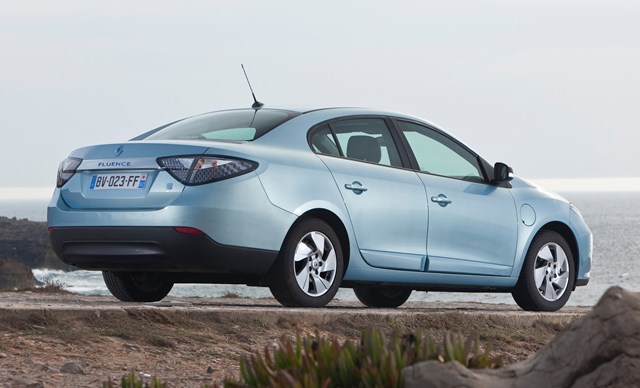Used Renault Fluence Saloon (2012 - 2013) boot space & practicality