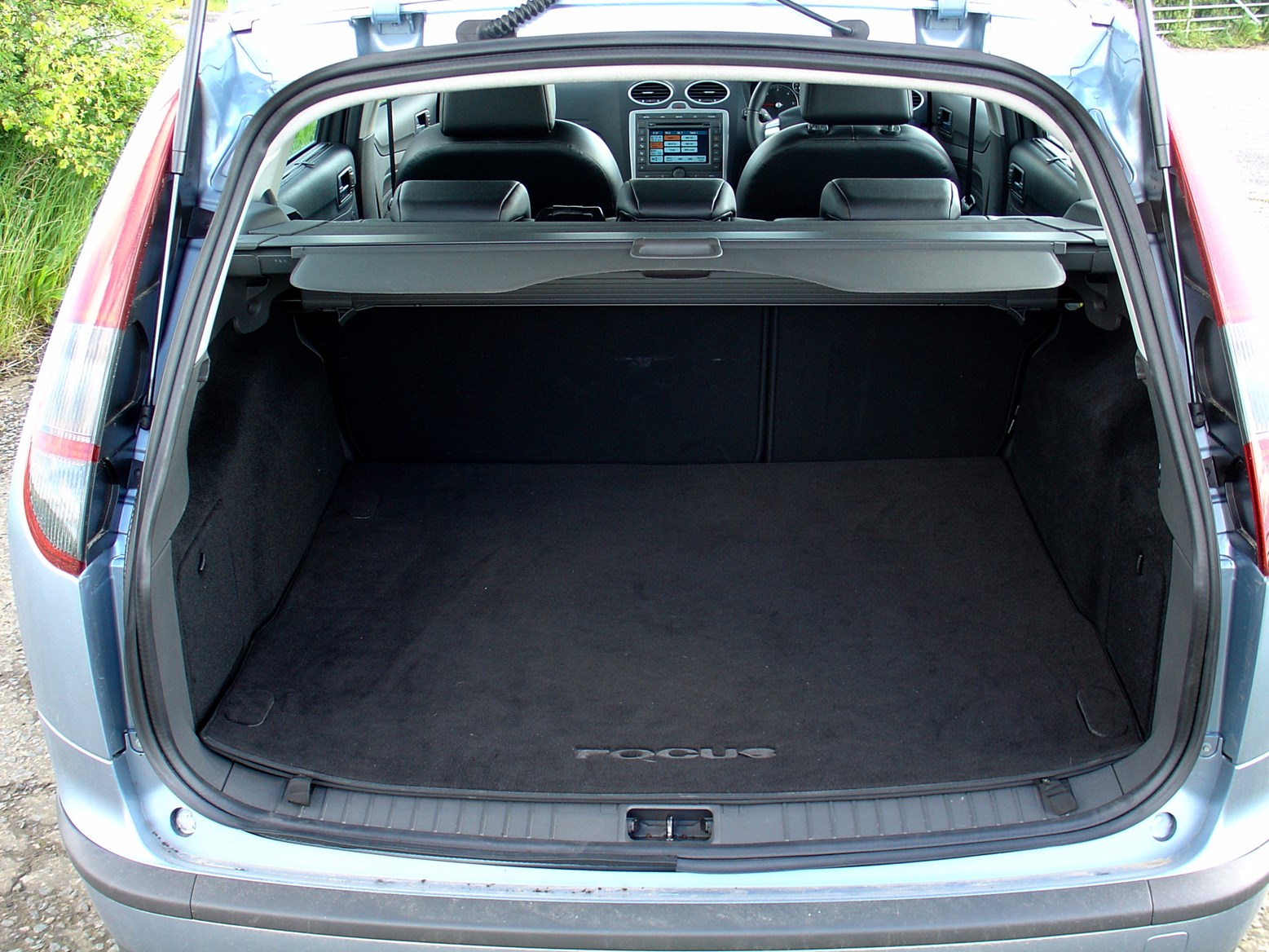 Used Ford Focus Estate (2005 - 2011) boot space & practicality