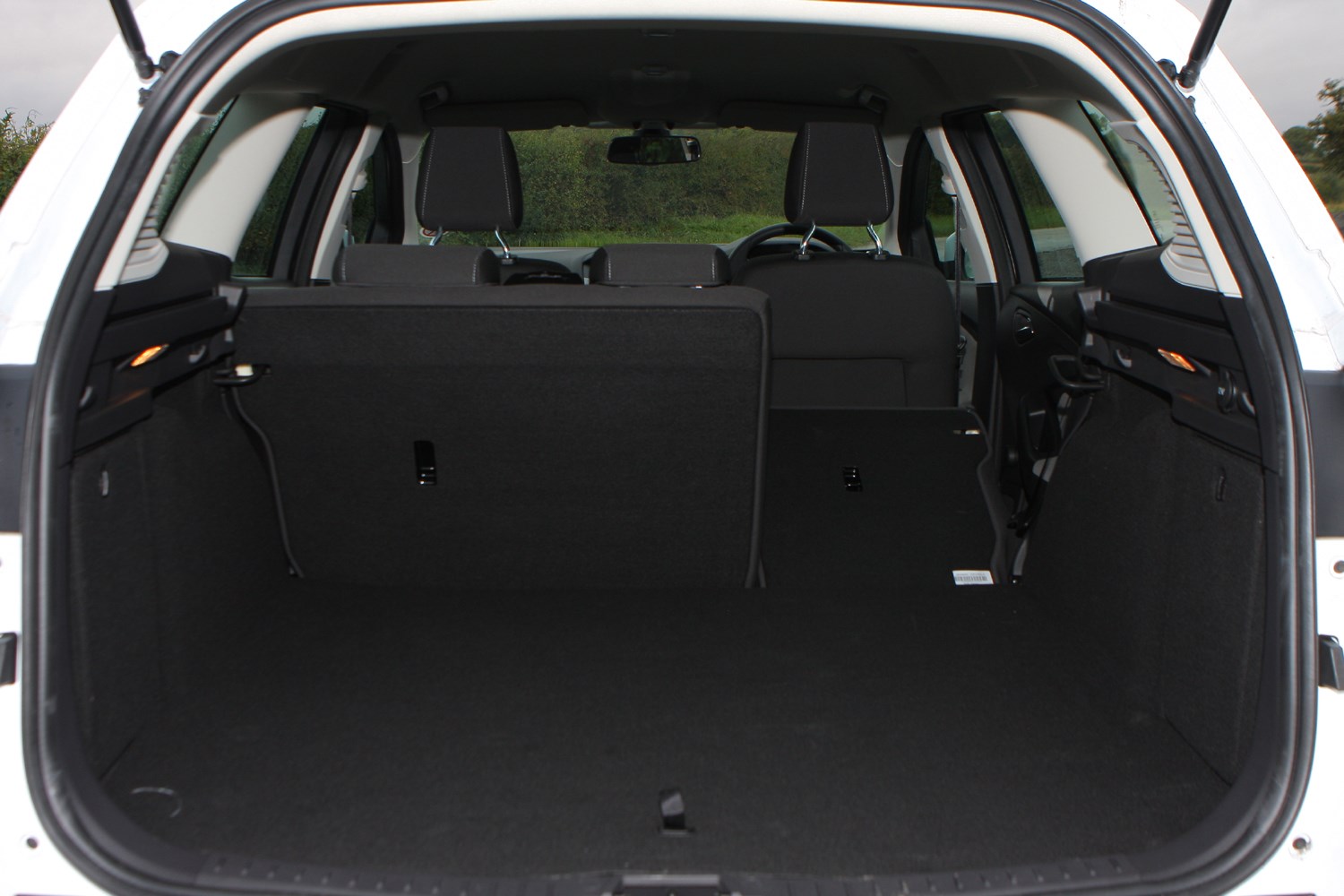 Used Ford Focus Estate (2011 - 2018) boot space & practicality