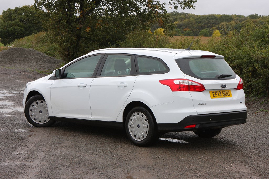 Used Ford Focus Estate (2011 - 2018) boot space & practicality
