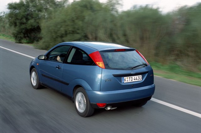 Used Ford Focus Hatchback (1998 - 2004) Review