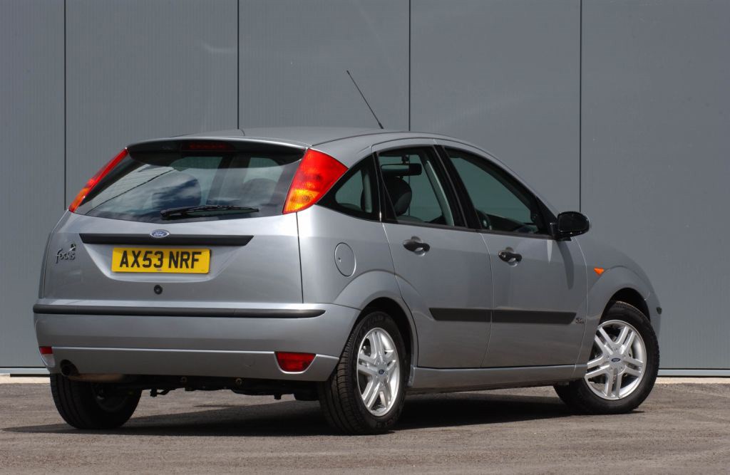 Used Ford Focus Hatchback (1998 - 2004) Review