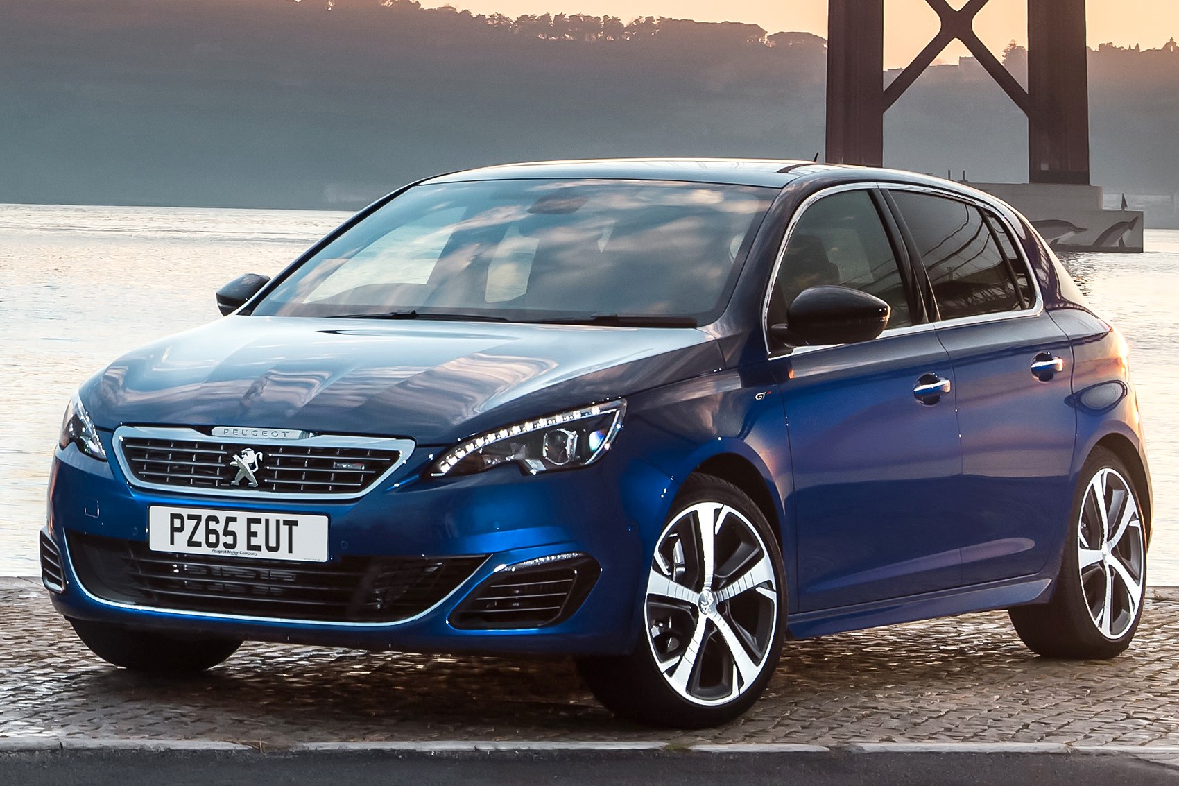 Used Peugeot 308 GT (2015 - 2017) Review