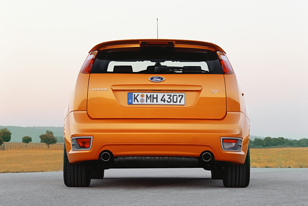 Used Ford Focus ST (2006 - 2010) Review