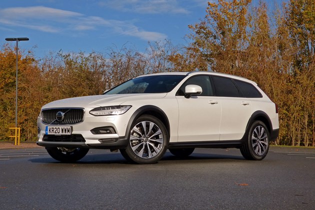 Volvo V90 Cross Country (2017 - 2026) specs & dimensions | Parkers