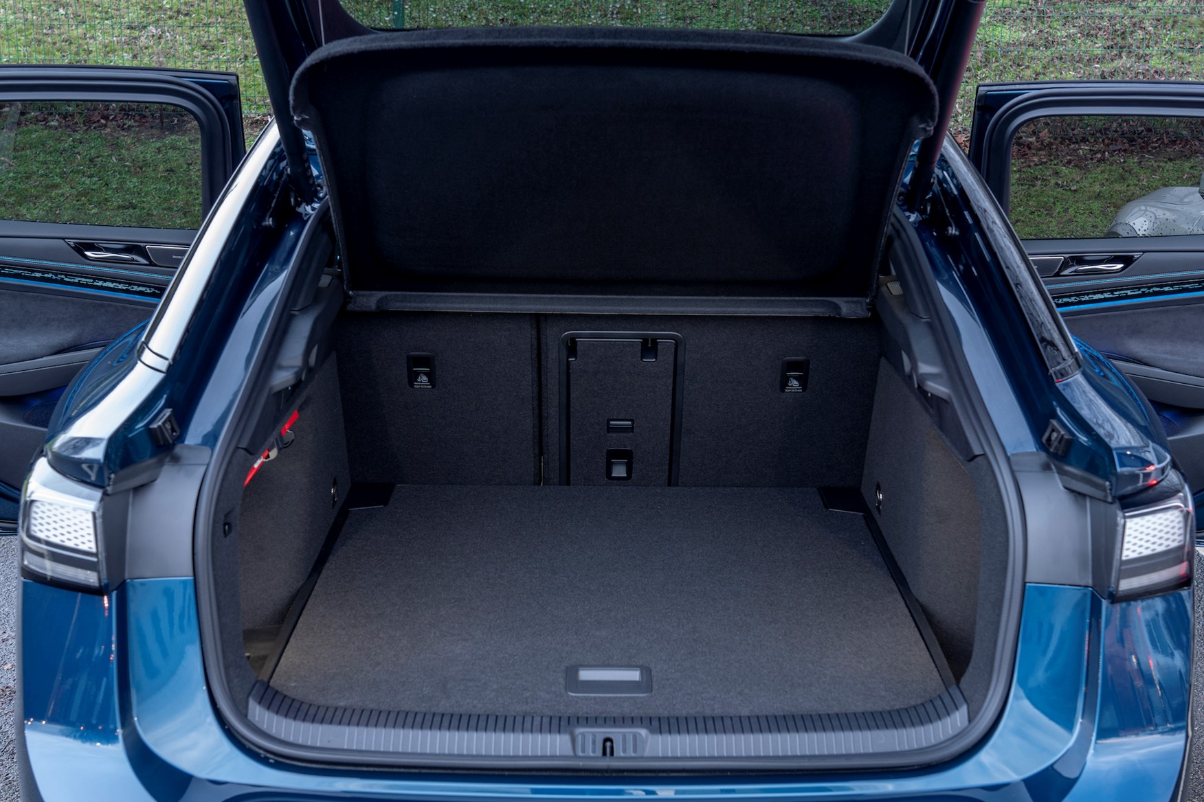 Volkswagen ID.7 (2025) boot space & practicality