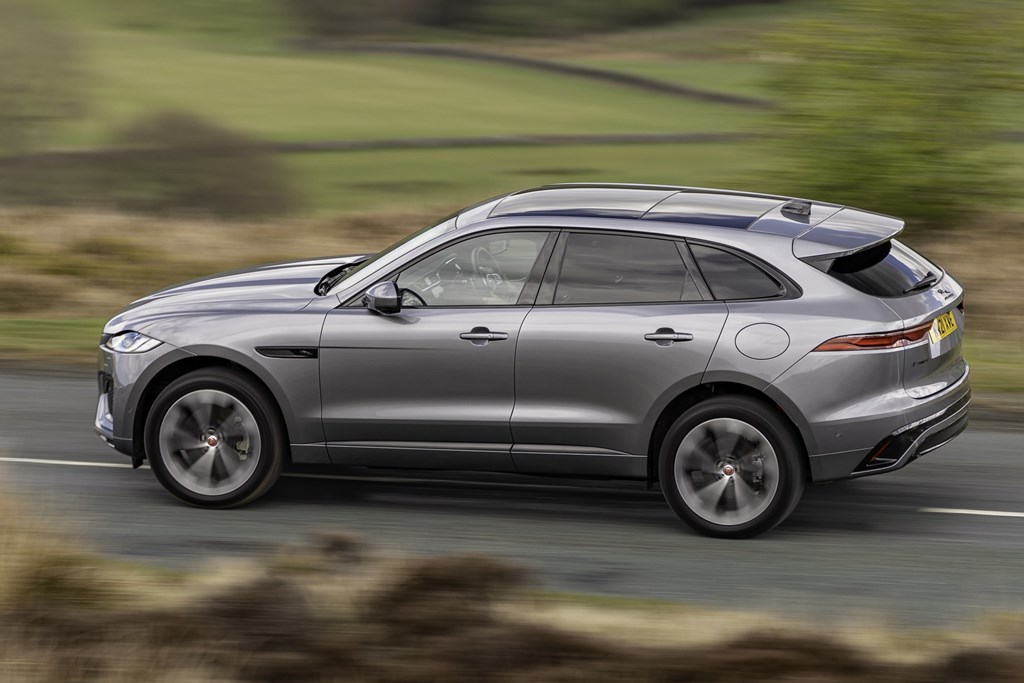 Used Jaguar F-Pace 4x4 (2016 - 2024) boot space & practicality