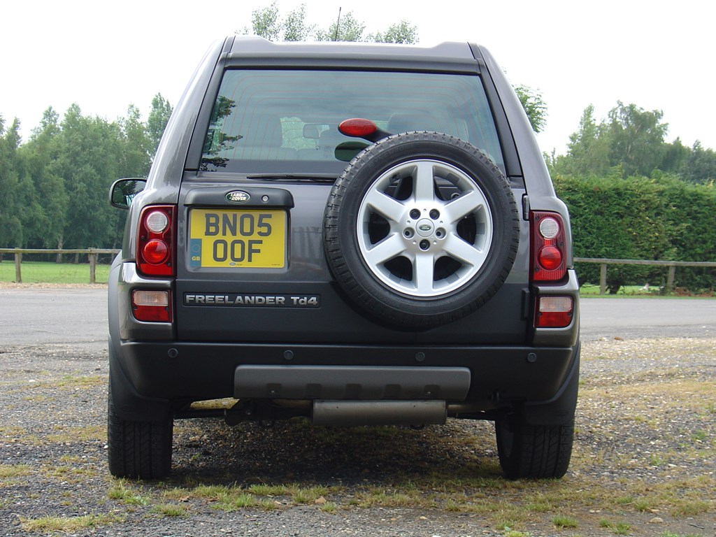 Used Land Rover Freelander Station Wagon (2003 - 2006) boot space ...