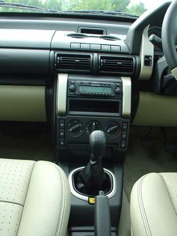 Used Land Rover Freelander Station Wagon (2003 - 2006) boot space ...