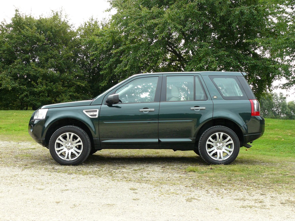 Used Land Rover Freelander Station Wagon (2006 - 2014) boot space ...
