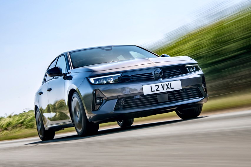 Vauxhall Astra (2025) boot space & practicality