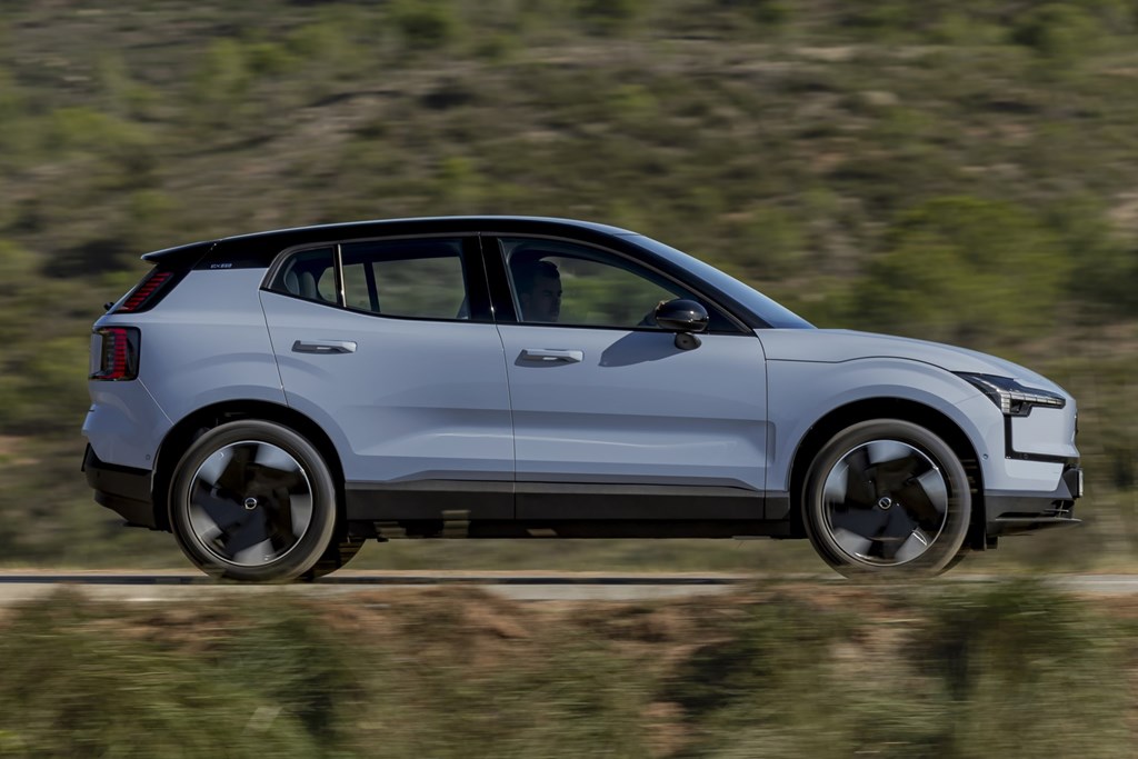 Volvo EX30 Review (2025) | A premium Scandinavian EV