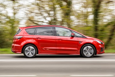 The best seven-seater hybrid cars in 2025 – our prime choices, tested ...